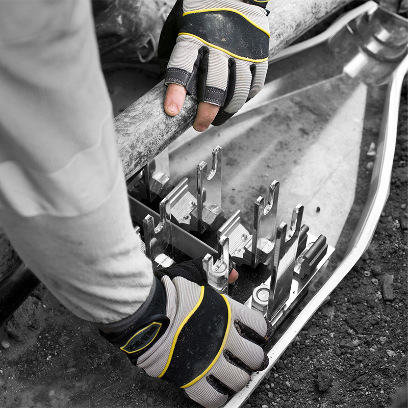 Polyco Multi-Task 3 Fingerless Gloves - GardeningGloves.co.uk